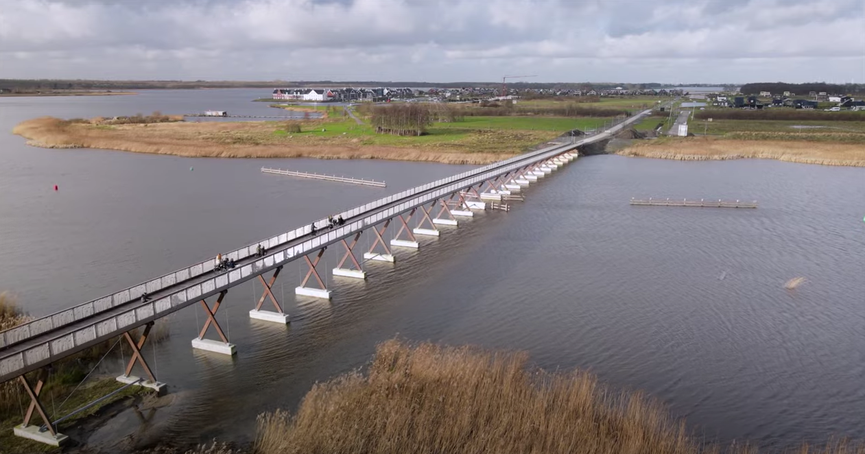 Langste fietsbrug van Europa geopend | Fietsen123